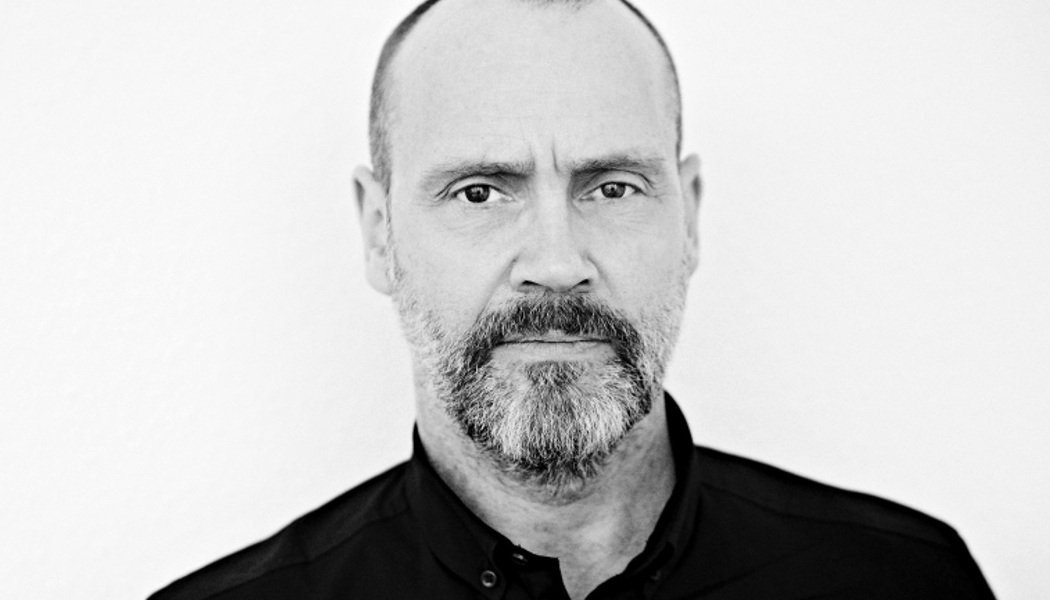 Nowa seria od Simona Becketta – znamy szczegóły! - Co Przeczytać